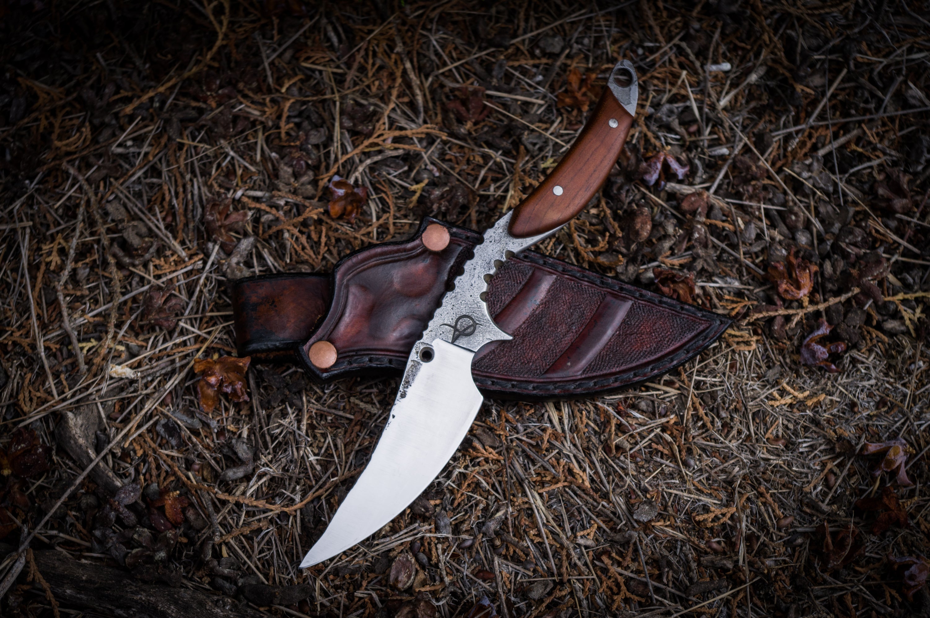 Signature Style Almond Blade – Ashé Cravenock
